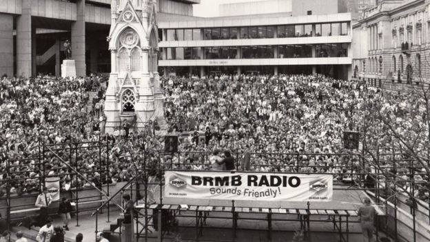 Start of Birmingham commercial radio marked 40 years on - BBC News