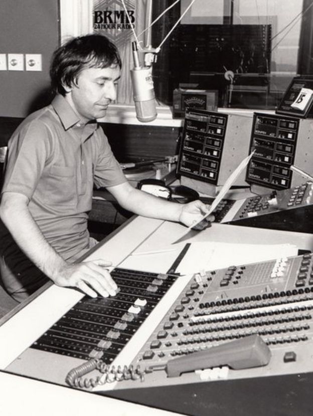 Start of Birmingham commercial radio marked 40 years on - BBC News