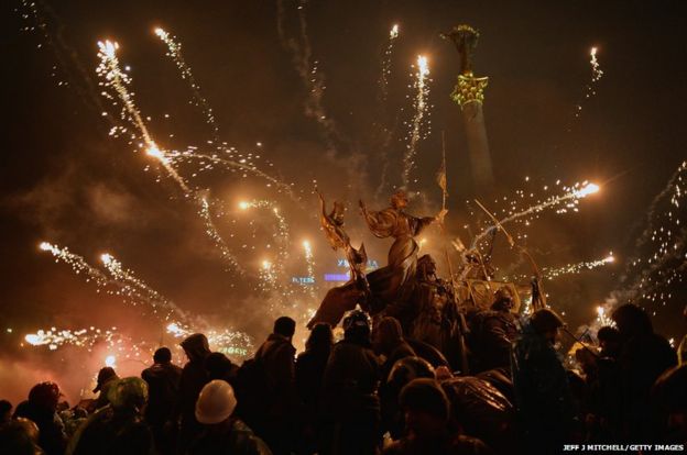 Day in pictures: 20 February 2014 - BBC News