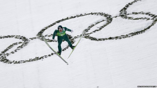 Day in pictures: 20 February 2014 - BBC News
