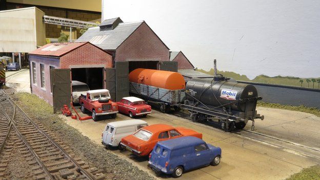 The enduring appeal of the model railway - BBC News