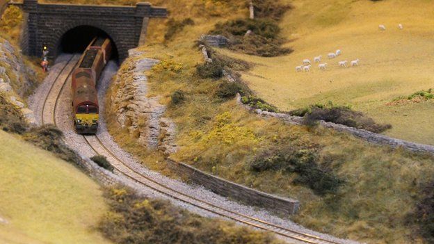 The enduring appeal of the model railway - BBC News