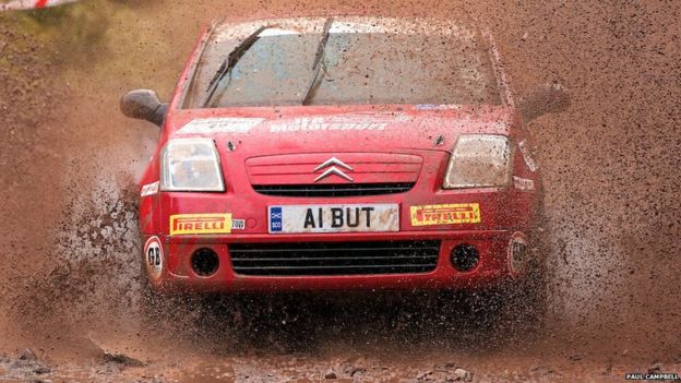 Muddy puddles: Images from weekend's Snowman Rally - BBC News