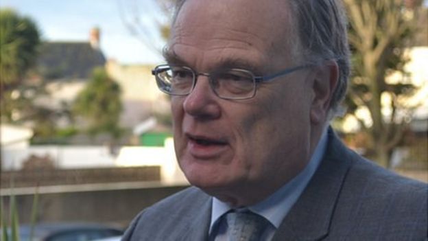 Harwood resignation 'a loss for Guernsey' - Allan Bell - BBC News