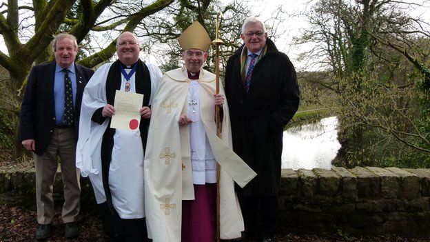 First chaplain for Monmouthshire and Brecon canal - BBC News