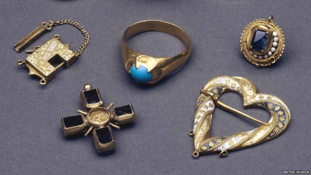 Amazing treasures found in UK - BBC Newsround