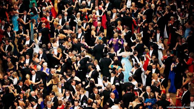 Day in pictures: 28 February 2014 - BBC News