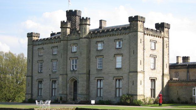 Chiddingstone Castle in Kent to open as museum - BBC News