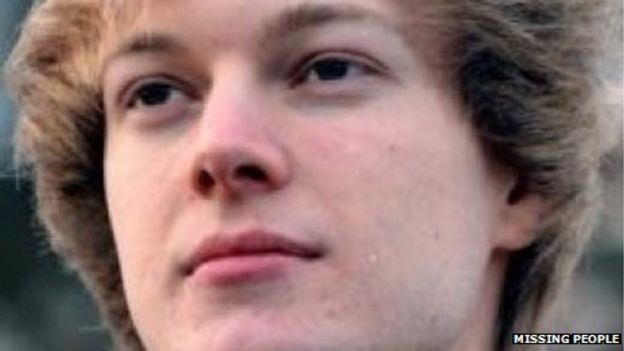 Missing Ben Clarkson: Police release CCTV - BBC News