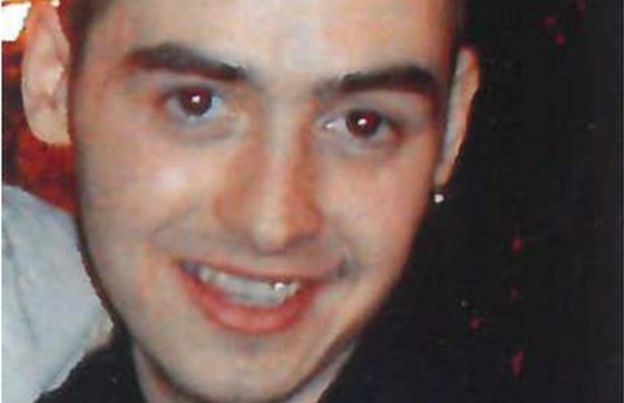 Fence trap burglary suspect Stephen Pope a 'troubled soul' - BBC News