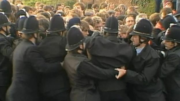 Kent's mining community recall strike 40 years on - BBC News