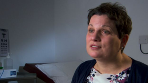 A&E doctors heading to Australia 'for a better life' - BBC News