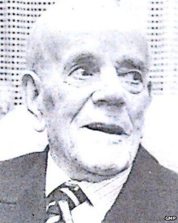 WW1 special constable grandson appeal from GMP - BBC News