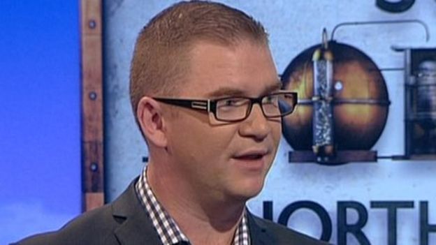 Simon Hamilton warns of billion pound loss over welfare delays - BBC News