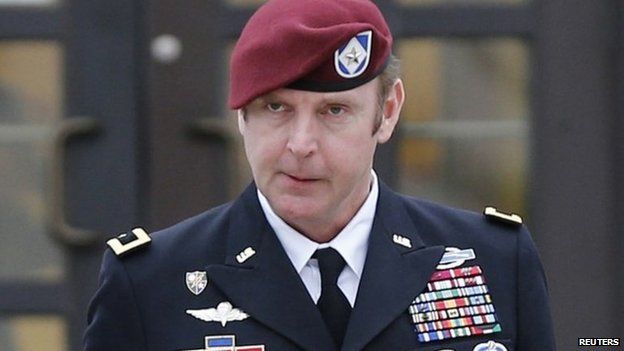 Plea deal in US Gen Sinclair sex crimes case - BBC News