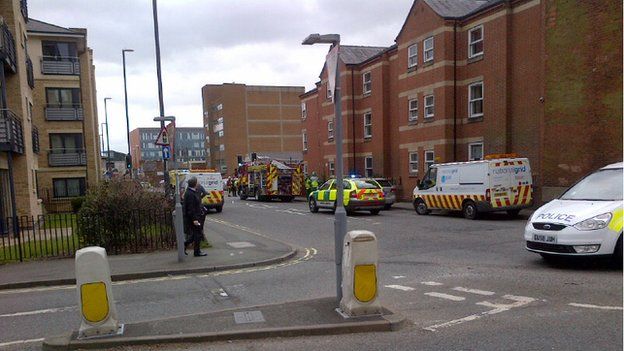 Explosion in Derby leads to road closure - BBC News