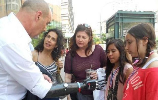 Ted 2014: Meeting the real bionic man - BBC News