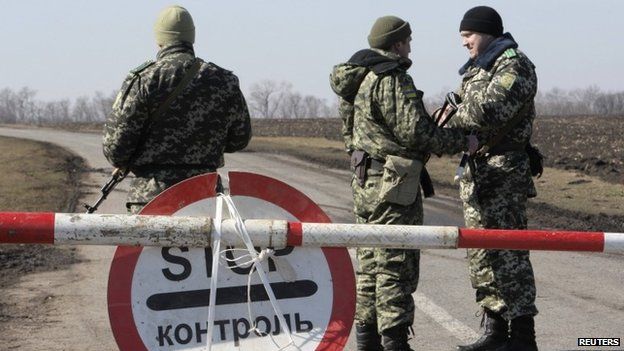 Ukraine crisis: Europe's security body to send monitors - BBC News