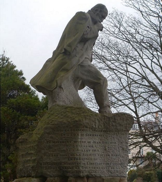 Victor Hugo statue cleaned for centenary - BBC News