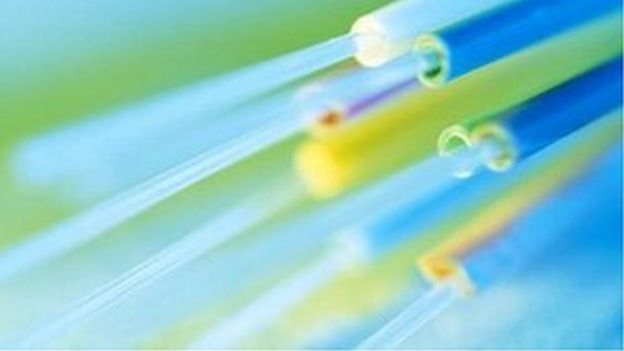 Superfast broadband for more homes and businesses - BBC News