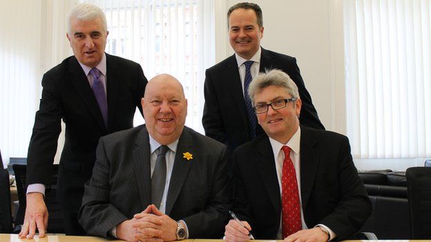 Isle of Man in Liverpool Business Festival link up - BBC News