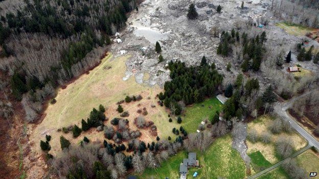 US mudslide locals describe moment town was hit - BBC News