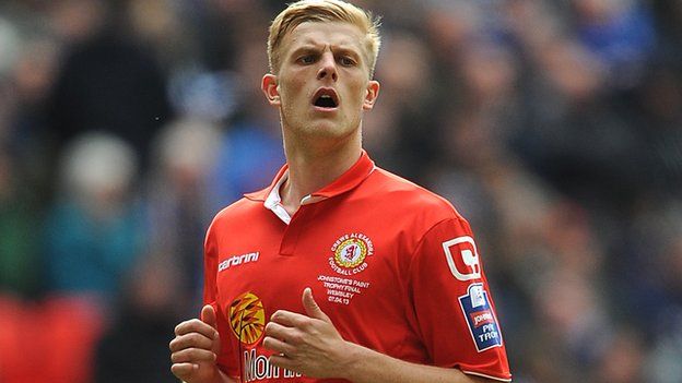 Harry Davis: Crewe Alexandra central defender to miss run-in - BBC Sport