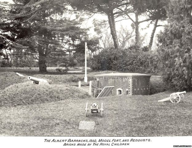 Queen Victoria's Swiss Cottage reopens at Osborne House - BBC News