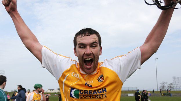 Leinster SHC: Antrim 0-23 Westmeath 2-11 - BBC Sport