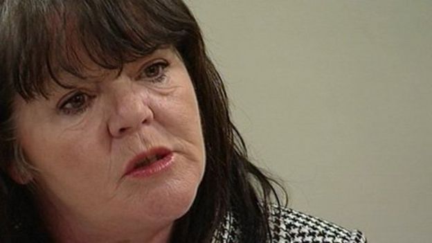 Kate Hollern replaces Jack Straw as Labour Blackburn candidate - BBC News