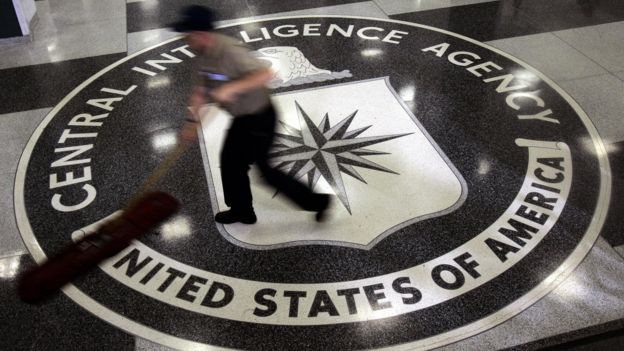 US senators back release of CIA abuse details - BBC News