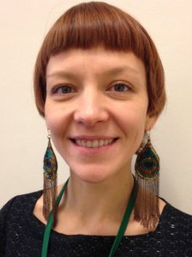 Online students can't help being sociable - BBC News