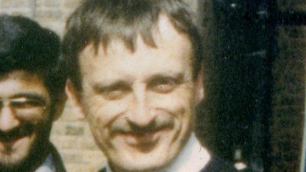 PC Keith Blakelock: Nicholas Jacobs cleared of killing officer - BBC News