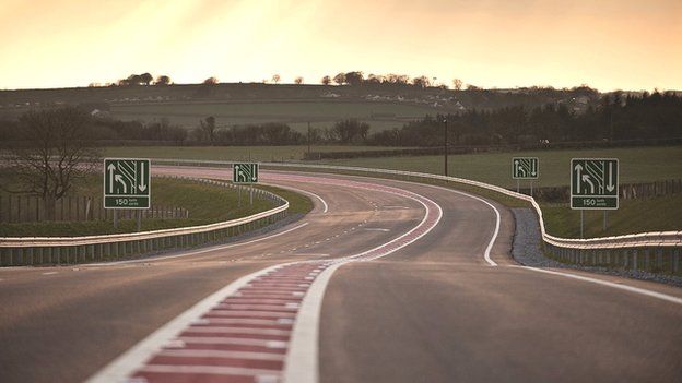 Tourism boost from A477 St Clears to Red Roses upgrade - BBC News