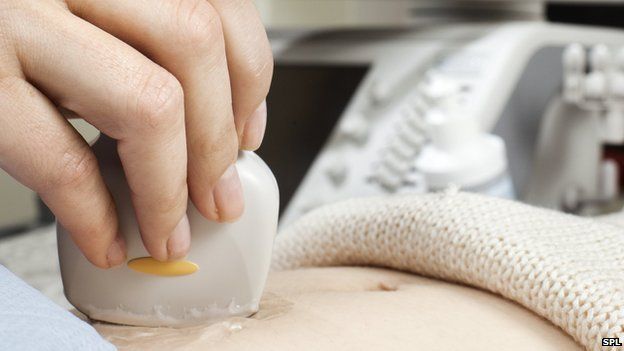 Ultrasound training boosted by 'revolutionary' simulator - BBC News