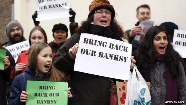 Banksy street works to be auctioned in London - BBC News