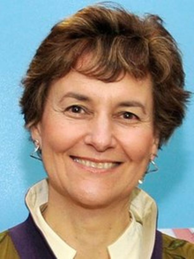 Review of Slough's 'inadequate' children's services - BBC News