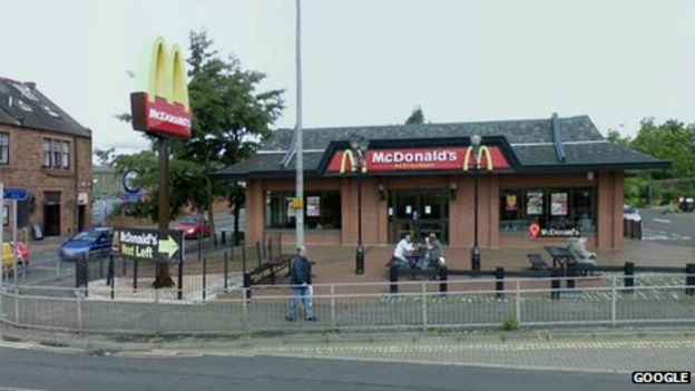 Man held over alleged vapour attack in Maryhill - BBC News