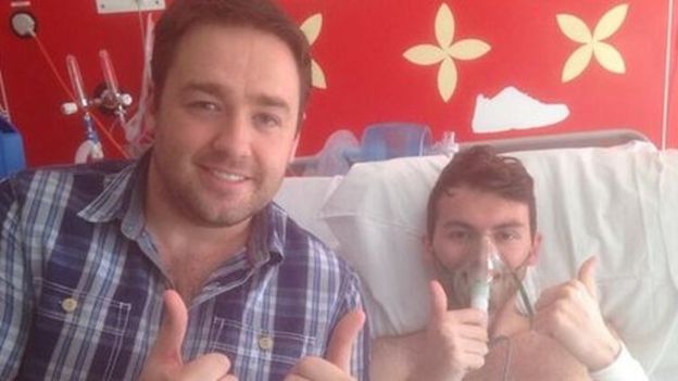 Cancer fundraiser Stephen Sutton dies aged 19 - BBC News