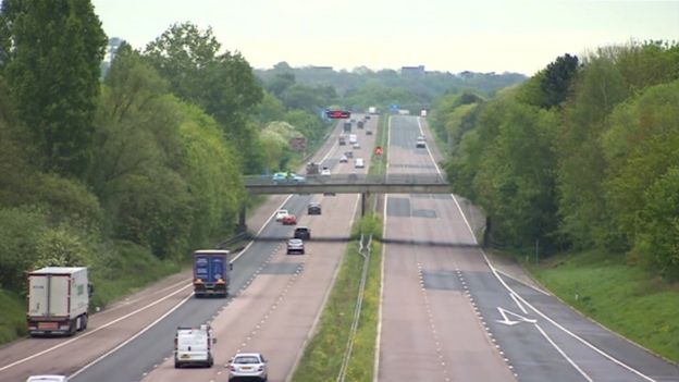 Nigel Stepney: Ferrari 'spy-gate' mechanic dies in road accident - BBC ...