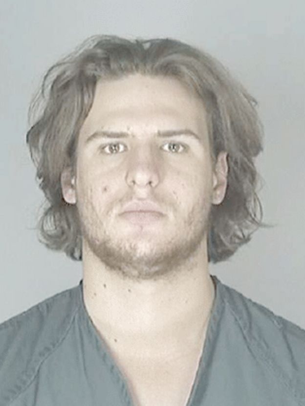 Golf caddy Neil Fyfe dies in US after being hit by car - BBC News