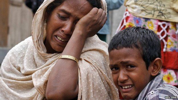 Indian media back federal probe in Assam violence - BBC News