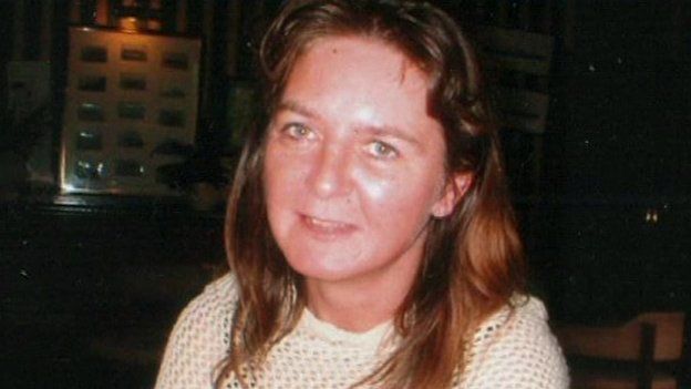 Dean Williams denies murdering Mary Malkin in Margate - BBC News