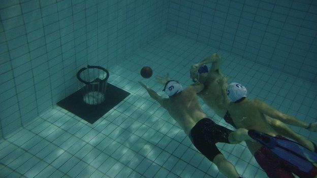 GB has an underwater rugby team - but what is it? - BBC News