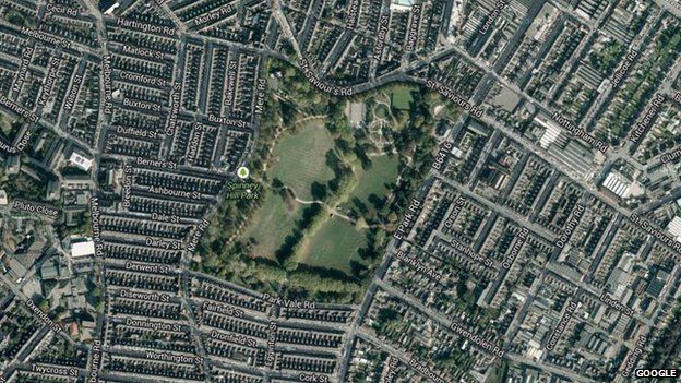 Boys enticed into cars and sexually assaulted in Leicester - BBC News