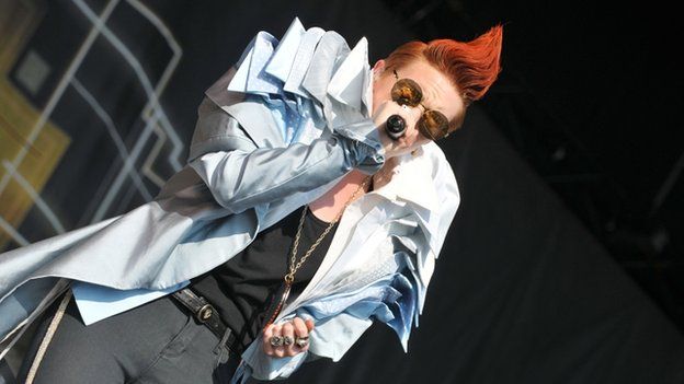 La Roux reveal name of second album, Trouble In Paradise - BBC News
