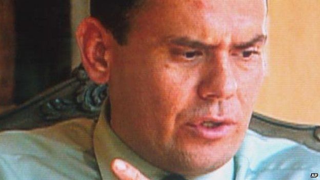 Colombian police arrest paramilitary leader 'Movil 5' - BBC News