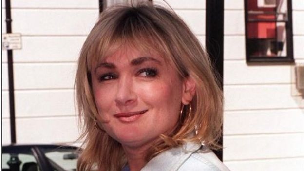 Caroline Aherne: Royle Family writer and actress dies aged 52 - BBC News