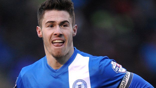 Danny Kearns: Carlisle United sign Ireland Under-23 midfielder - BBC Sport