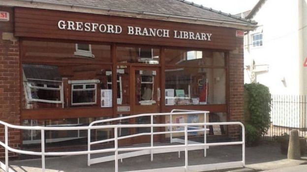 Rhydyfelin Library closure prompts final day protest - BBC News